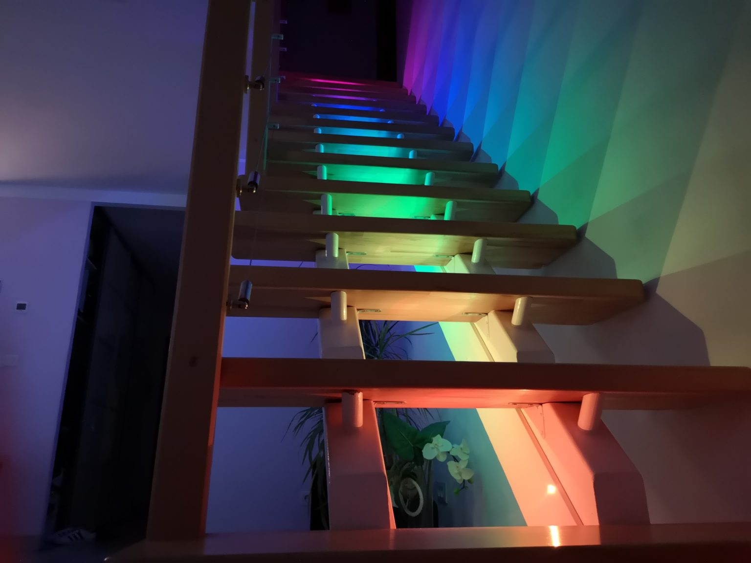 Fabriquer un éclairage automatique d’escalier avec Arduino – MagicManu