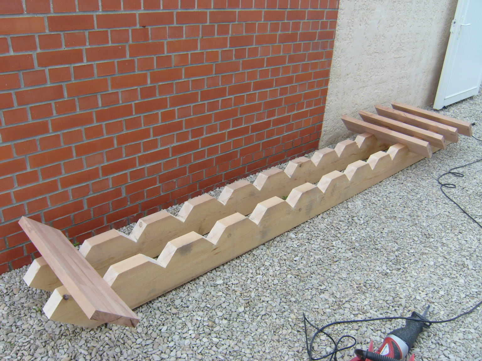 Fabriquer Un Escalier à Double Limon Central En Bois Magicmanu