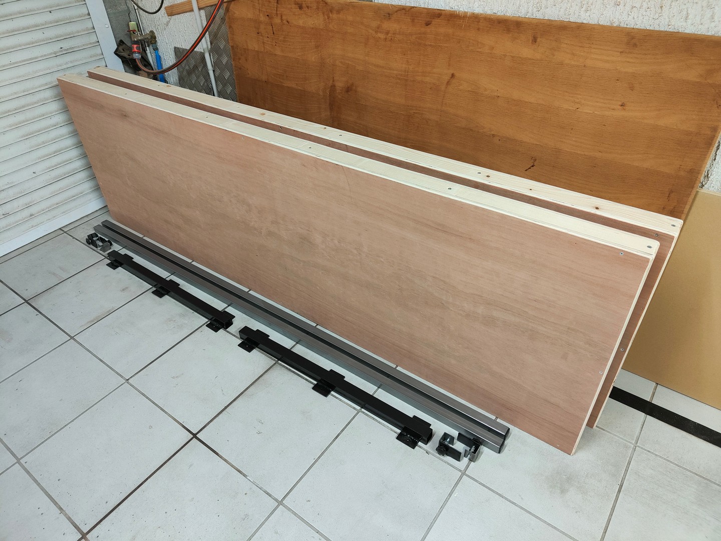 Fabriquer des rallonges XXL pour créer une grande table carrée – MagicManu